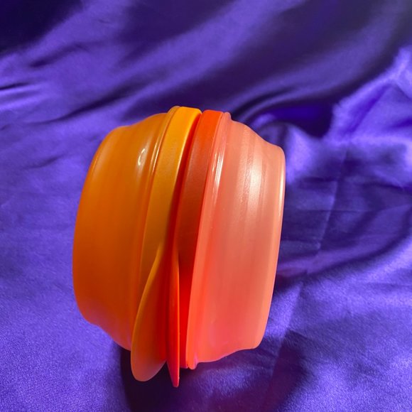 Tupperware | Kitchen | Tupperware Bowls Interlocking Snap Together Seal ...